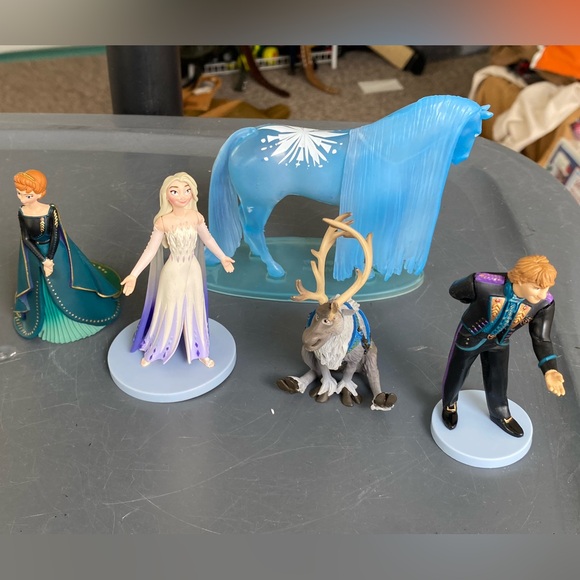 Other | Disney Store Official Frozen 2 Deluxe Figurine Playset 5 Pc Set ...